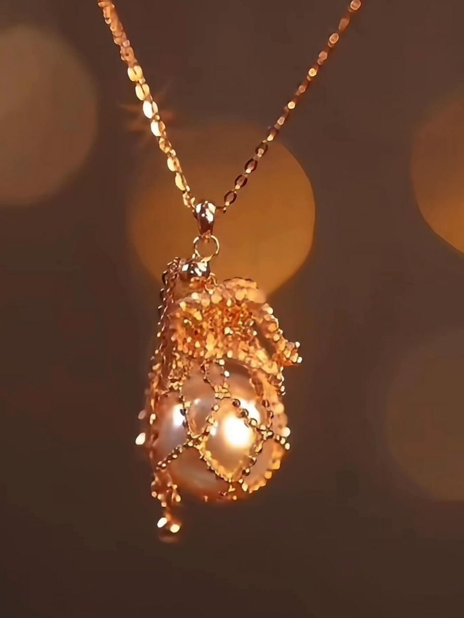 NECKLACES – Vigourmuse